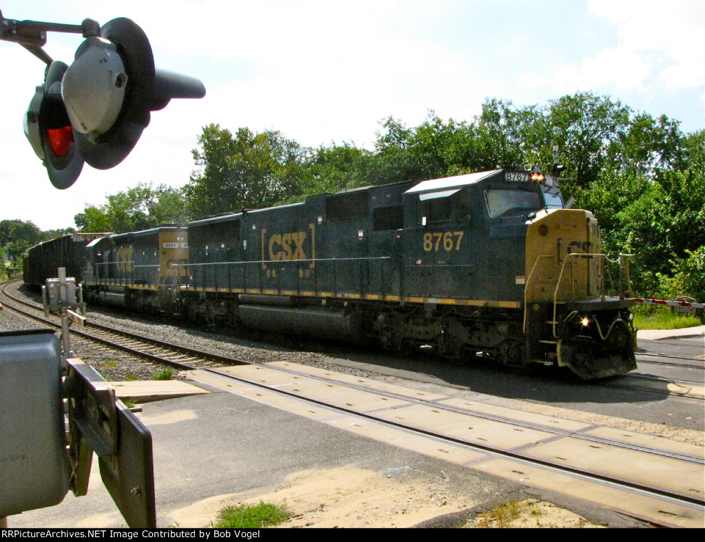 CSX 8767 and 8850